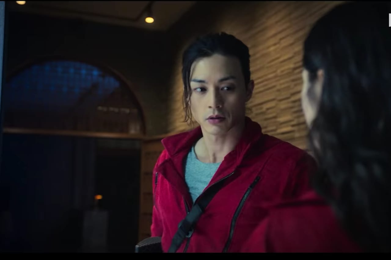 مراقبة مثيرة: فيديو للقطات مشوقة من مسلسل 'Money Heist: Korea' - مجلة هي